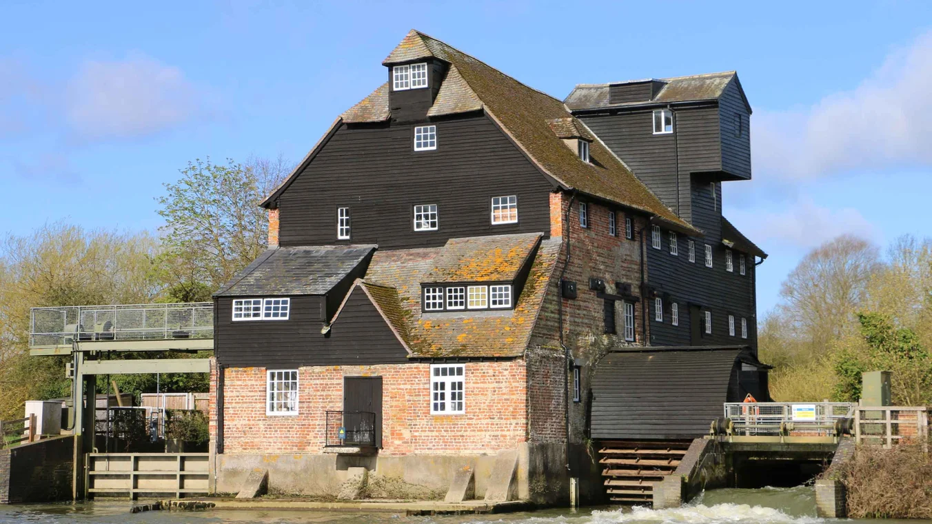 Houghton Mill • Discover St Neots